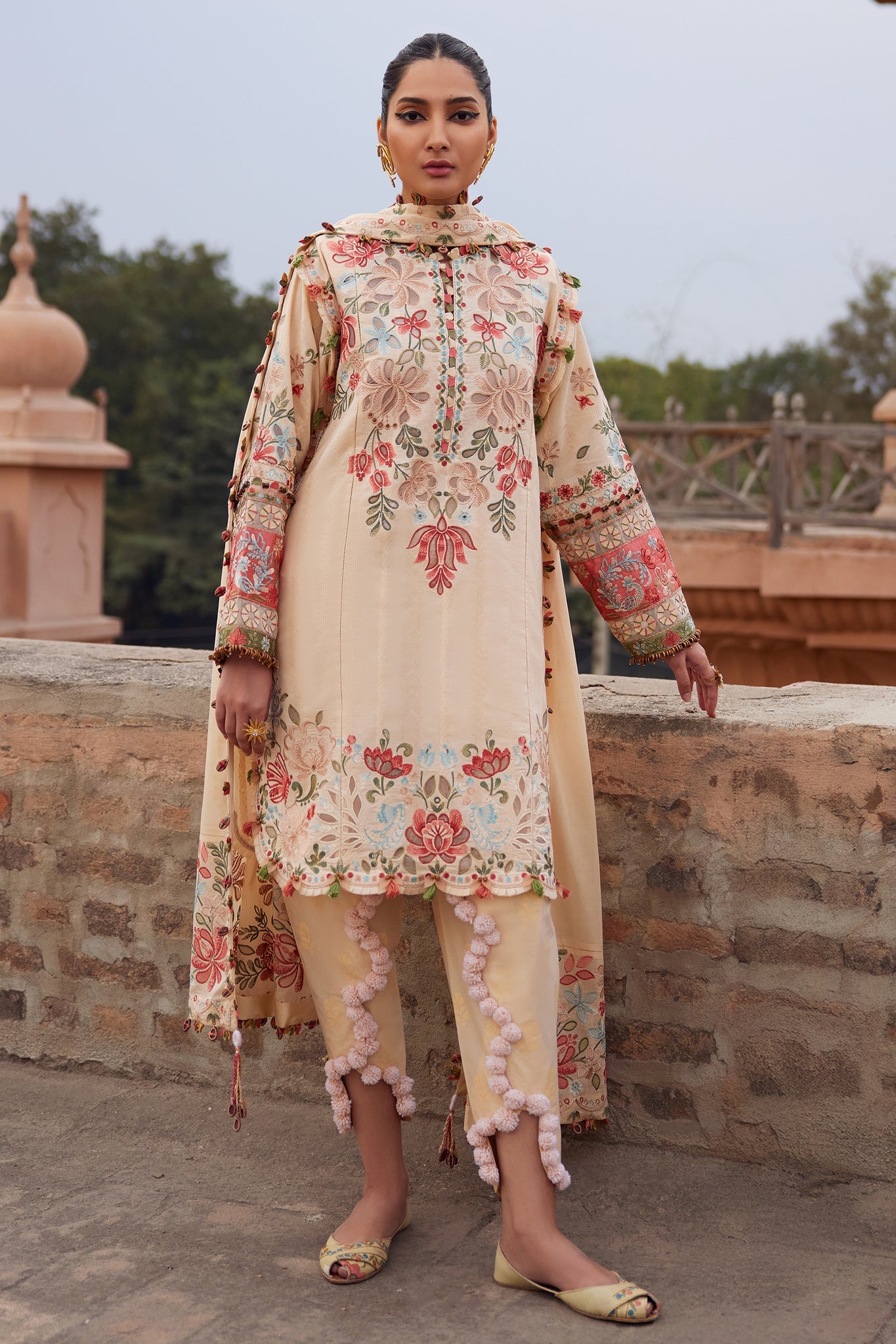 Elan Lawn`25 ZAHARA (07 B) – Tradition Stores