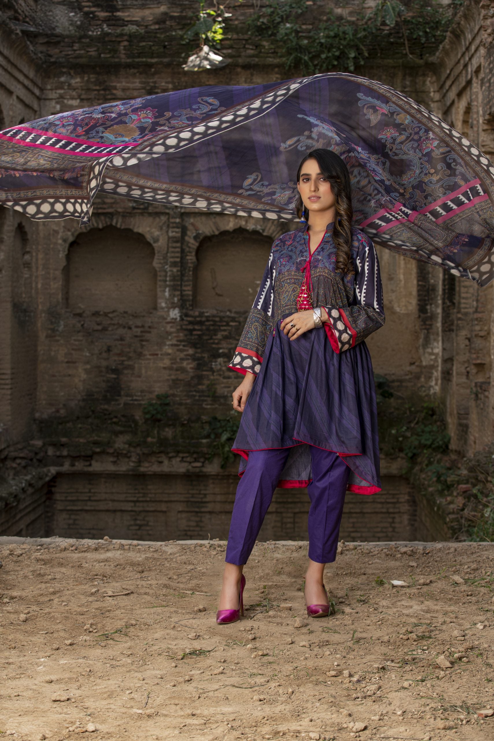 Labisa Mutyaran Lawn'22 W#18 – Tradition Stores