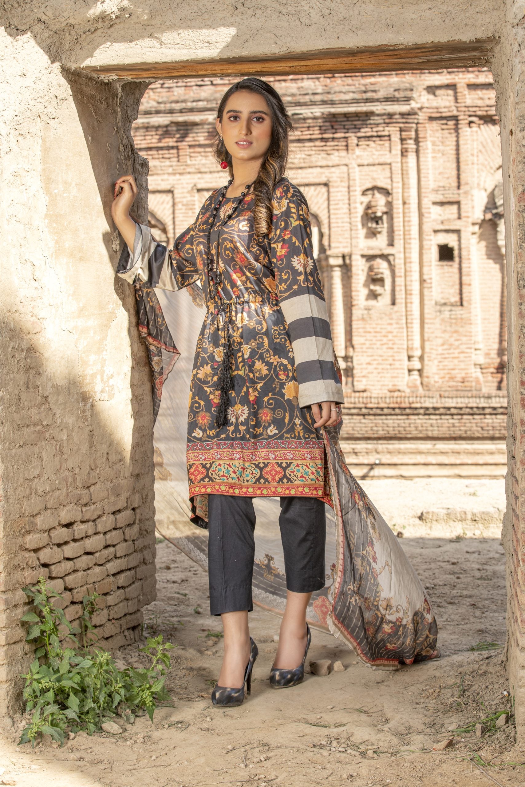 Labisa Mutyaran Lawn'22 W#19 – Tradition Stores